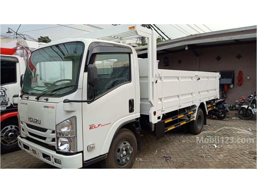 Jual Mobil Isuzu Elf 2019 4.6 di Sumatera Selatan Manual Trucks Putih ...