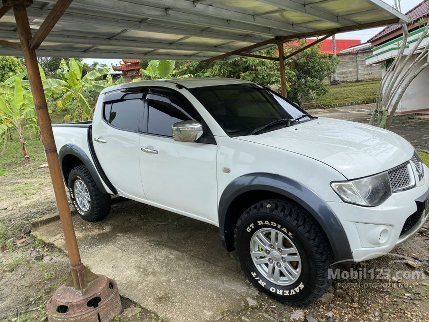 Jual Mobil Mitsubishi Strada Triton 2014 GLS 2.5 di Jambi Manual Pick ...