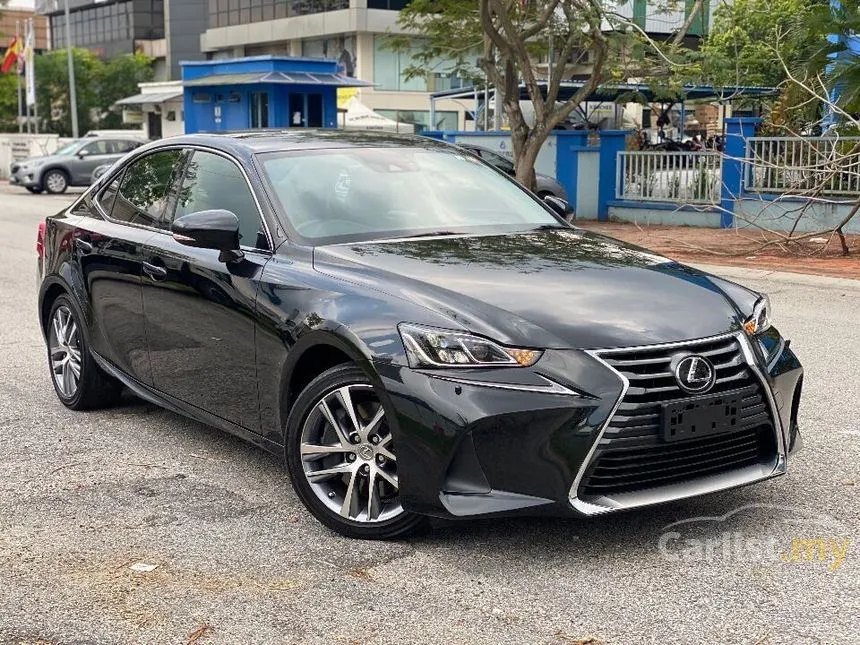 Recon 2017 Lexus IS200t 2.0 PREMIUM LOW MILEAGE - Carlist.my