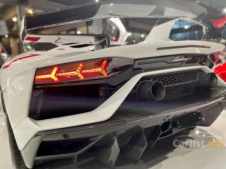 Recon 2019 Lamborghini Aventador 6.5 SVJ Coupe - Carlist.my