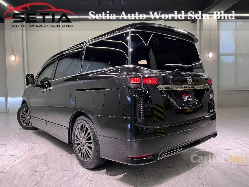 Used 2017/22 Nissan Elgrand 2.5 High-Way Star Urban Chrome FACELIFT MPV - STARLIGHT HEADLINER ...