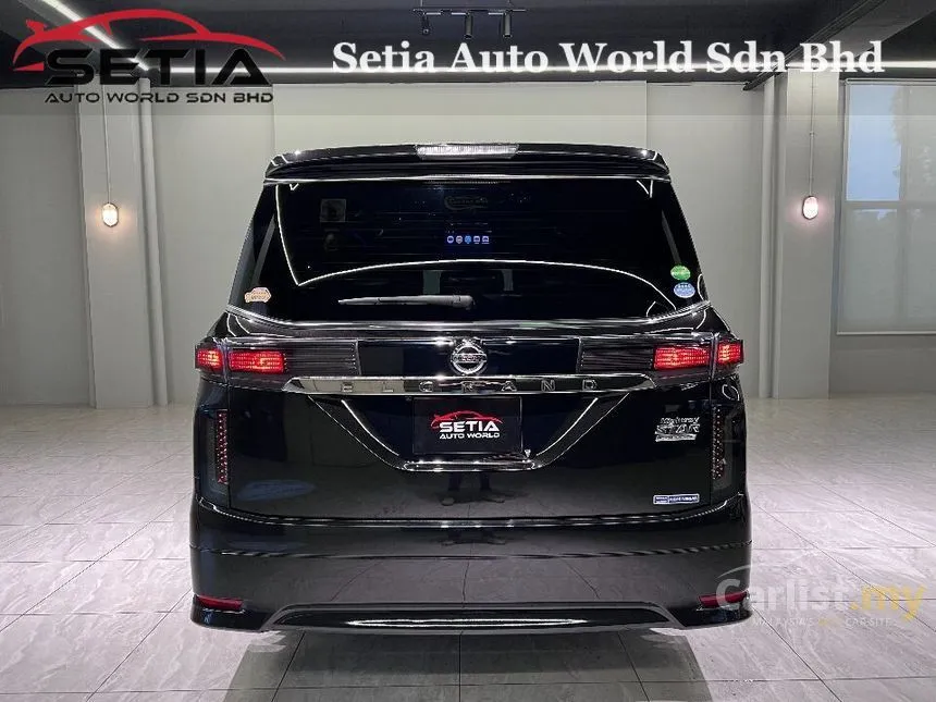 Used 2017/22 Nissan Elgrand 2.5 High-Way Star Urban Chrome FACELIFT MPV - STARLIGHT HEADLINER ...