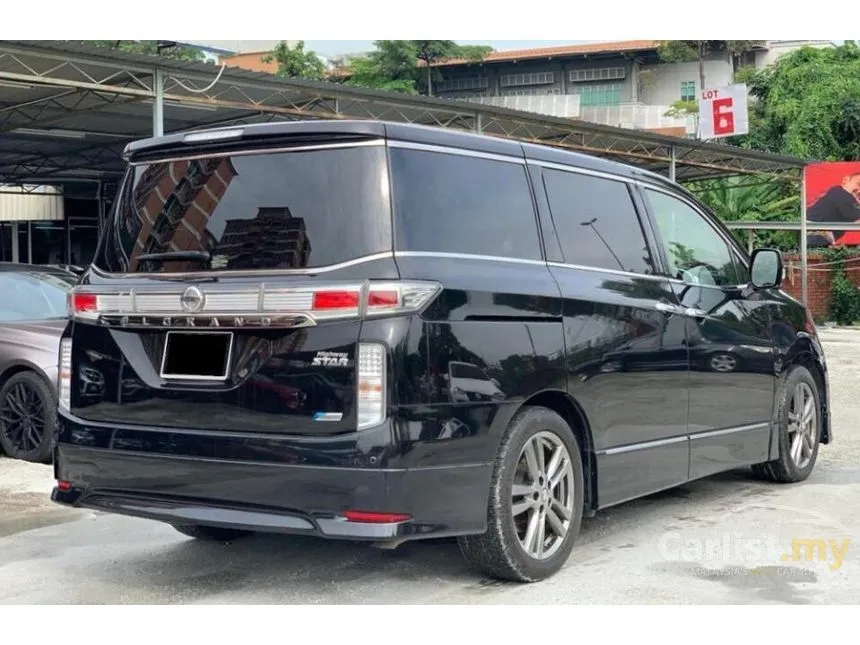 Used 2018 Nissan Elgrand 2.5 High-Way Star MPV 2-Power Door Power Boot - Carlist.my