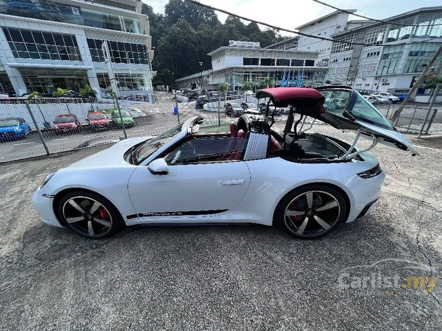 Recon 2021 Porsche 911 3.0 Taycan 4S Convertible High Spec/Sport Design ...