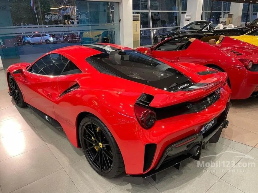 Jual Mobil Ferrari 488 Pista 2021 Piloti Rosso Scuderia 3.9 di DKI ...