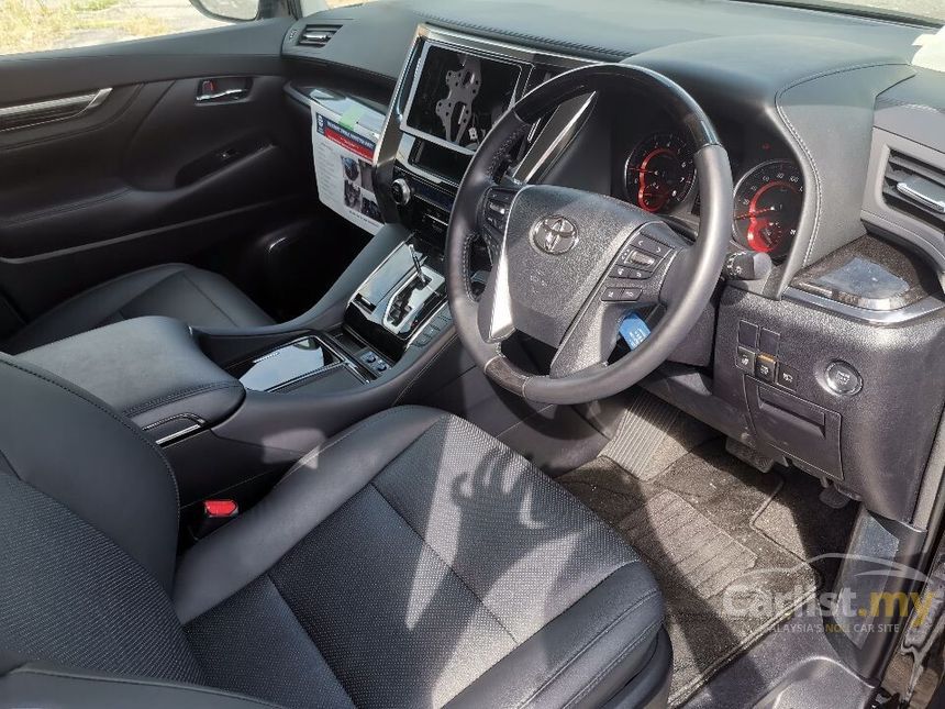 Recon 2020 Toyota Alphard 2.5 SC NEW FACELIFT MILEAGE 8K KM ONLY/GRADE 5/A /3 EYE LED/SUNROOF ...