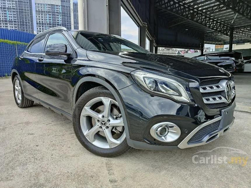 Recon 2019 Mercedes-Benz GLA220 SE 2.0 4MATIC Panaromic Roof Radar LKA ...