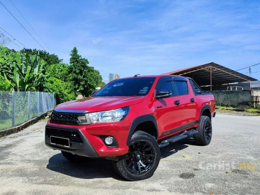 Used Toyota Hilux 2.4 V Pickup Truck (A) 5-Day Money-back Guarantee ...