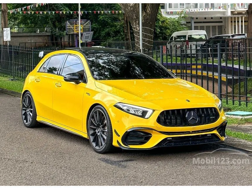 Jual Mobil Mercedes-Benz A35 AMG 2019 4MATIC 2.0 di DKI Jakarta Automatic Hatchback Kuning Rp ...