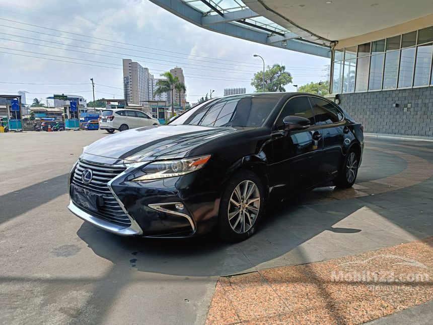 Jual Mobil Lexus ES300h 2015 ES300h 2.5 di DKI Jakarta Automatic Sedan Hitam Rp 337.000.000 ...