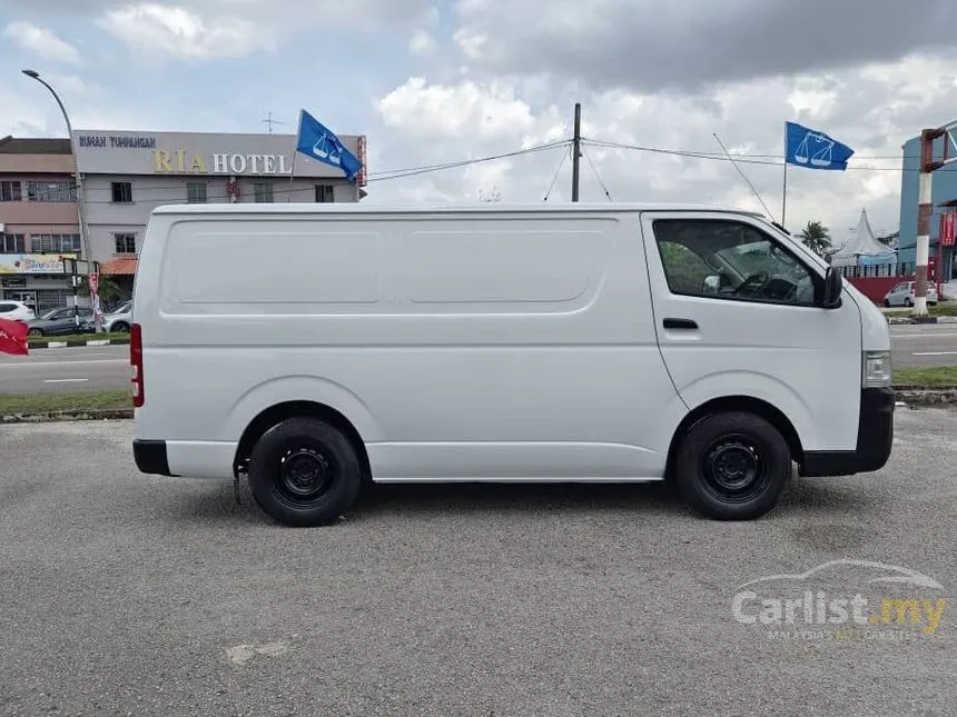 Used 2006 Toyota Hiace 2.5 Panel Van - Carlist.my