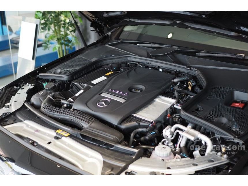 Mercedes-Benz C300 2020 W205 (ปี 14-19) e Avantgarde 2.0 เกียร์ ...
