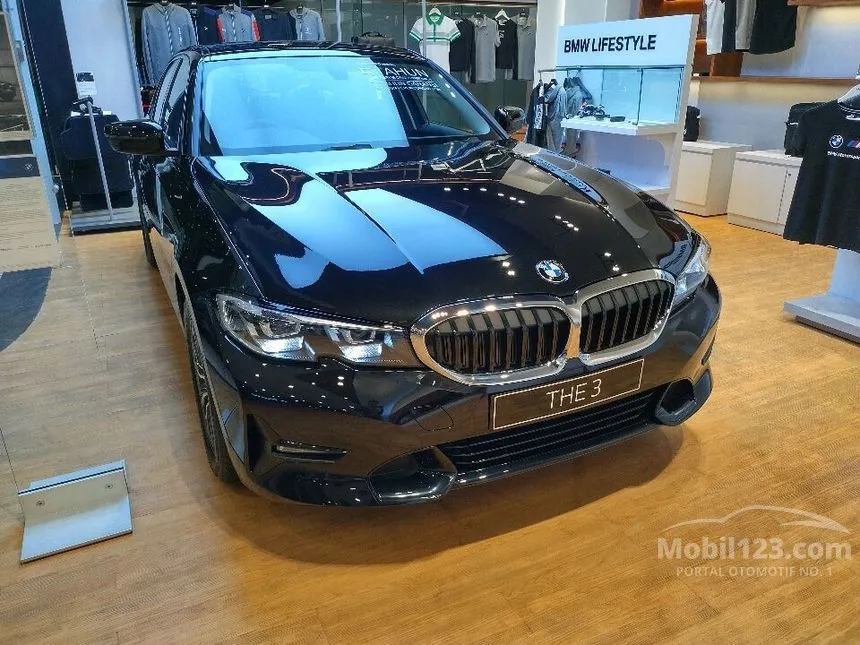 Jual Mobil BMW 320i 2022 Dynamic 2.0 di DKI Jakarta Automatic Sedan Hitam Rp 955.000.000 ...