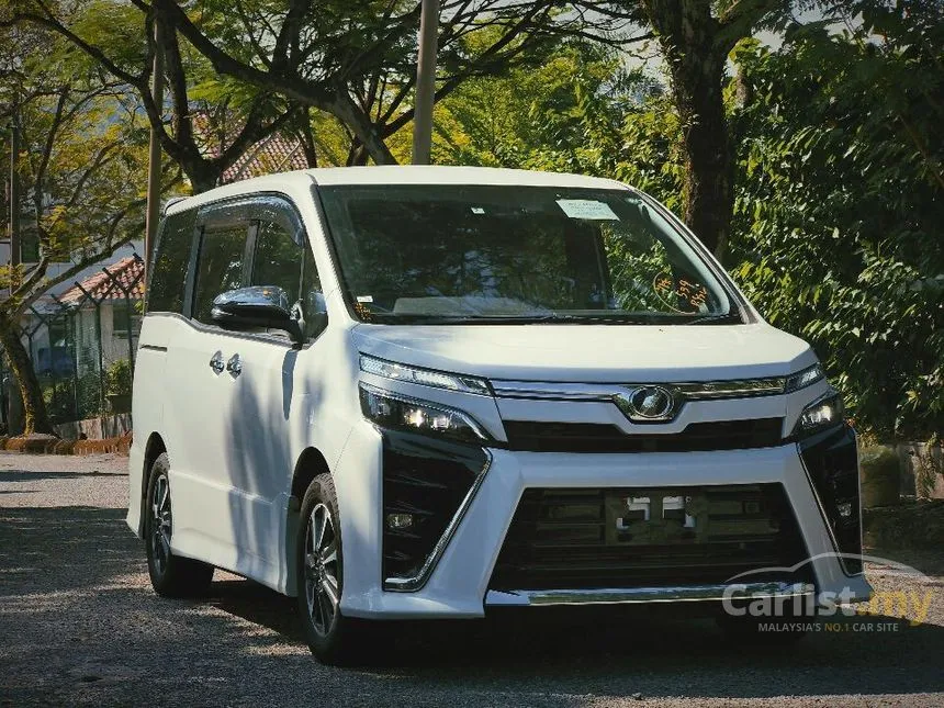 Recon 2020 Toyota Voxy 2.0 ZS Kirameki Edition MPV 2 Power Door Reverse Camera 7 Seated - Carlist.my