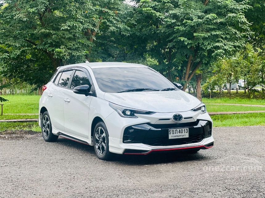 2023 Toyota Yaris 1.2 (ปี 17-22) Premium S Hatchback มือสอง One2car