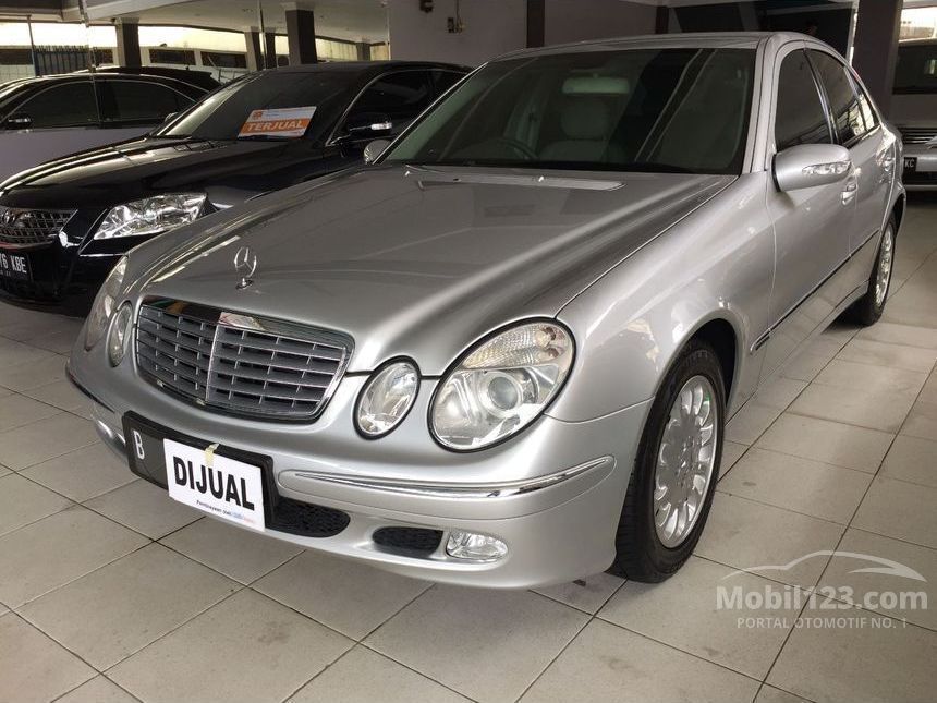 Jual Mobil Mercedes-Benz E260 2004 E260 2.6 di DKI Jakarta Automatic ...