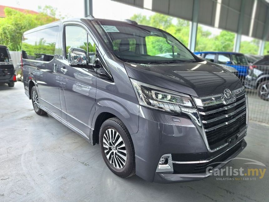 Recon 2022 Toyota Granace 2.8 G Pilots Seats 8 Seater With 7 Yrs ...