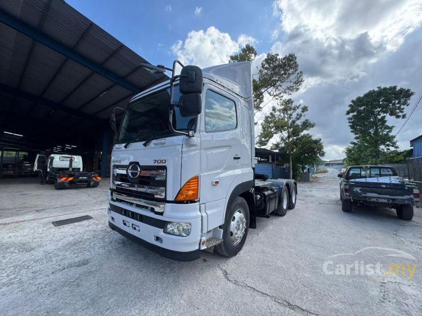 Recon Unregistered Hino 700 SS1E Original 6X4 ( 10 Wheeler ) For Sell ...