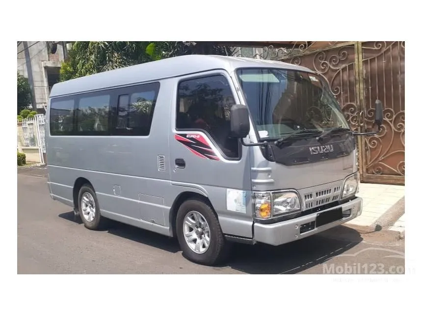 Jual Mobil Isuzu Elf 2017 NKR 55 LWB 2.8 di DKI Jakarta Manual Minibus ...
