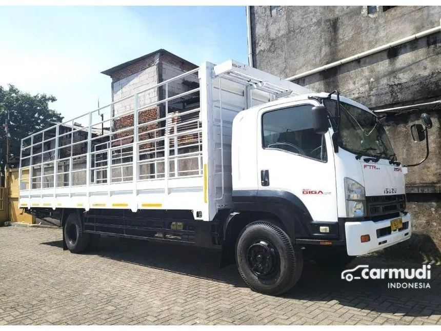 Isuzu Giga 2012 FTR 90 S 5.2 in DKI Jakarta Manual Trucks White for Rp ...