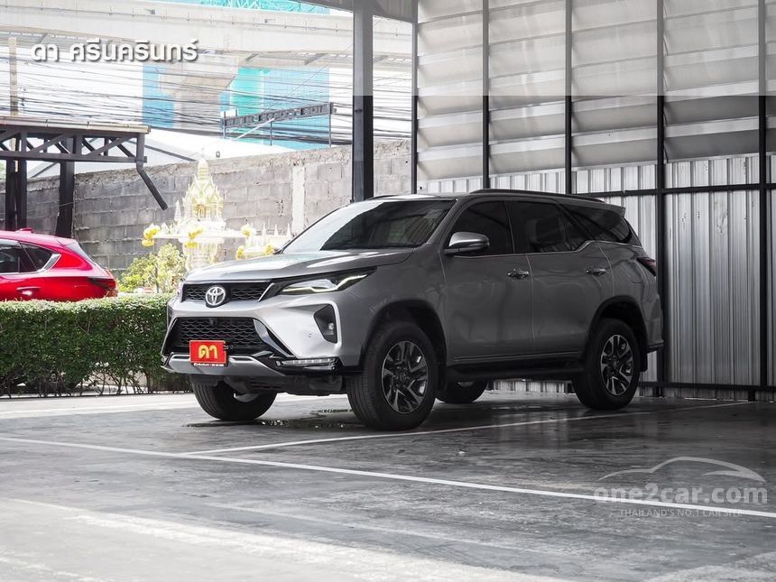 2022 Toyota FORTUNER 2.4 (ปี 15-25) Leader V 4WD SUV มือสอง One2car