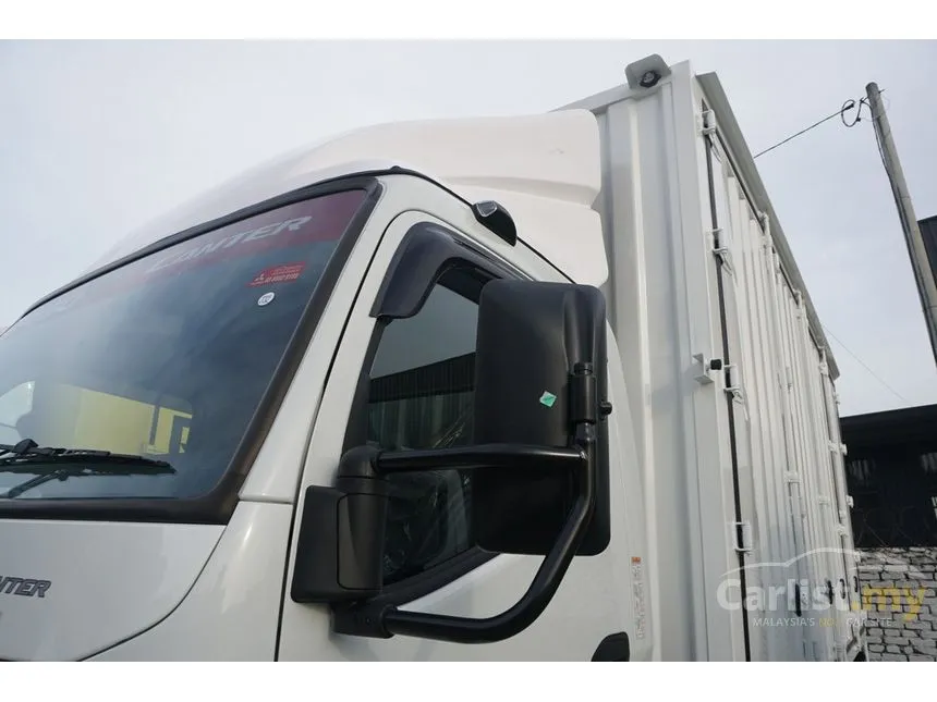 New 2022 Mitsubishi Fuso 4.9 Box 17FT Cab Chassis (M) - Carlist.my