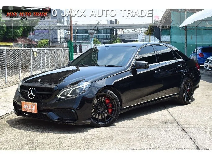 2016 Mercedes-Benz E300 2.1 W212 (ปี 10-16) AMG Dynamic Blue TEC HYBRID Sedan for sale on One2car