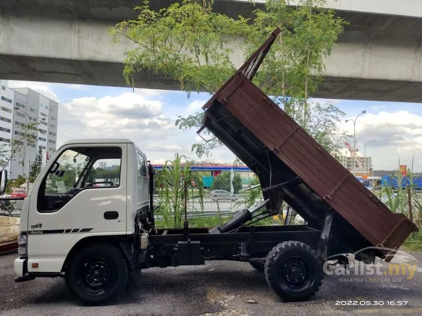 Terpakai 2013 Isuzu NKR55UEET-B Turbo Lori Tipper Kayu 1 tan BDM4500KG ...