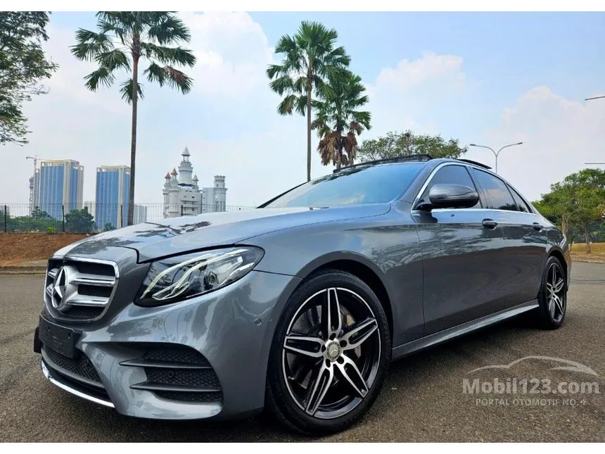Jual Mobil Mercedes-Benz E300 2017 AMG Line 2.0 di DKI Jakarta Automatic Sedan Abu-abu Rp 790. ...