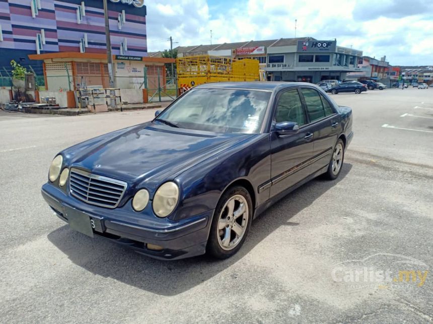 Mercedes-Benz E200K 2001 Elegance 2.0 in Johor Automatic Sedan Black ...