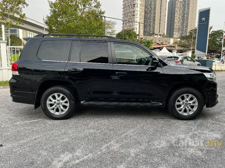 Used 2016 Toyota Land Cruiser 4.6 V8 AX Facelift Sunroof Low Mileage ...
