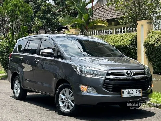Jual Toyota Kijang Innova Solar 2018 Bekas di Indonesia Harga Kredit ...