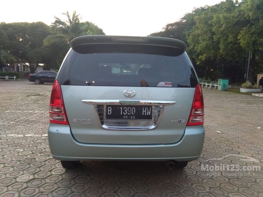 Jual Mobil Toyota Kijang Innova 2007 E 2.0 di Jawa Barat Manual MPV Abu ...