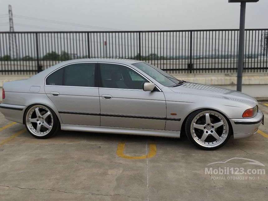 Jual Mobil BMW 528i 2000 Touring 2.8 di DKI Jakarta Automatic Wagon ...